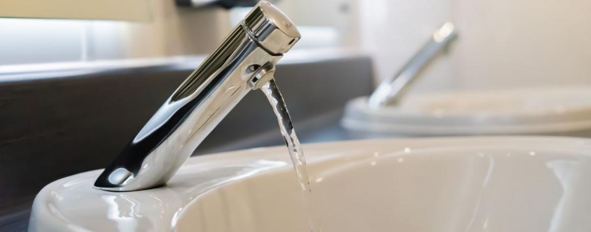 The Benefits of the Push Taps | Non-Concussive Taps | Commercial Washrooms