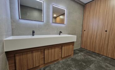 Commercial Washrooms, Toilet refurbishments and Supplies